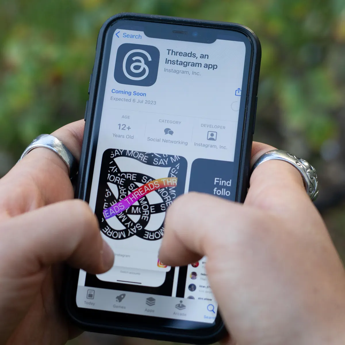 Introducing Threads, the overnight social media sensation!